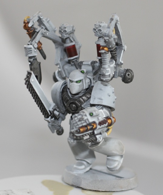 40k Hobby Blog: Astral Claws Centurion Helmet Crest + Corpse Taker