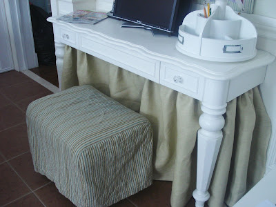 White Wood : Desk Skirt