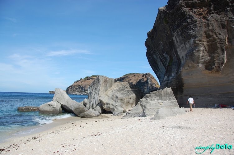 Exploring Pinas: Capones Island @ Zambales - Part 1
