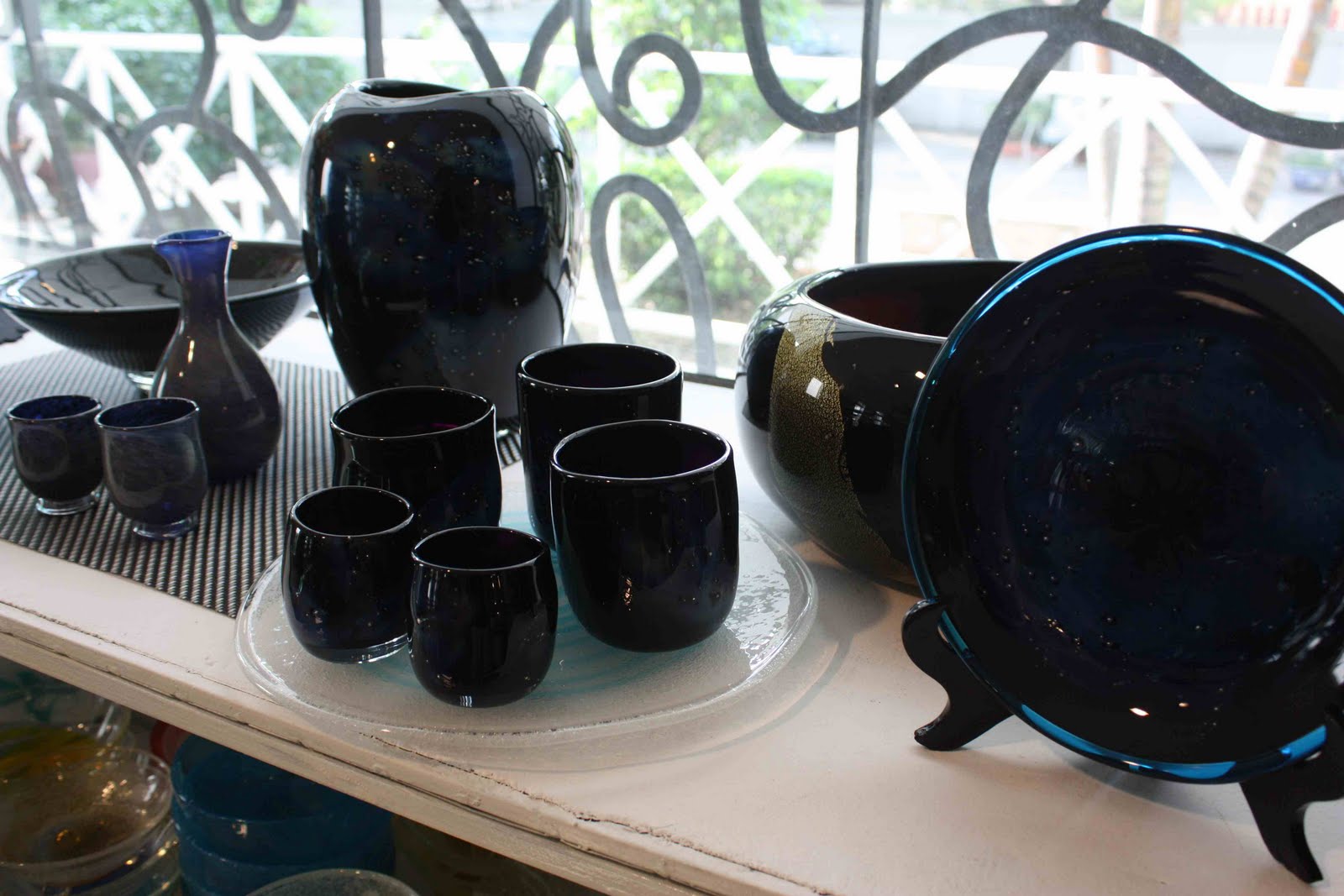 The World Tastes Good: Bún Chả, Ryukyu Glass, and Sữa Chua Nếp Cẩm