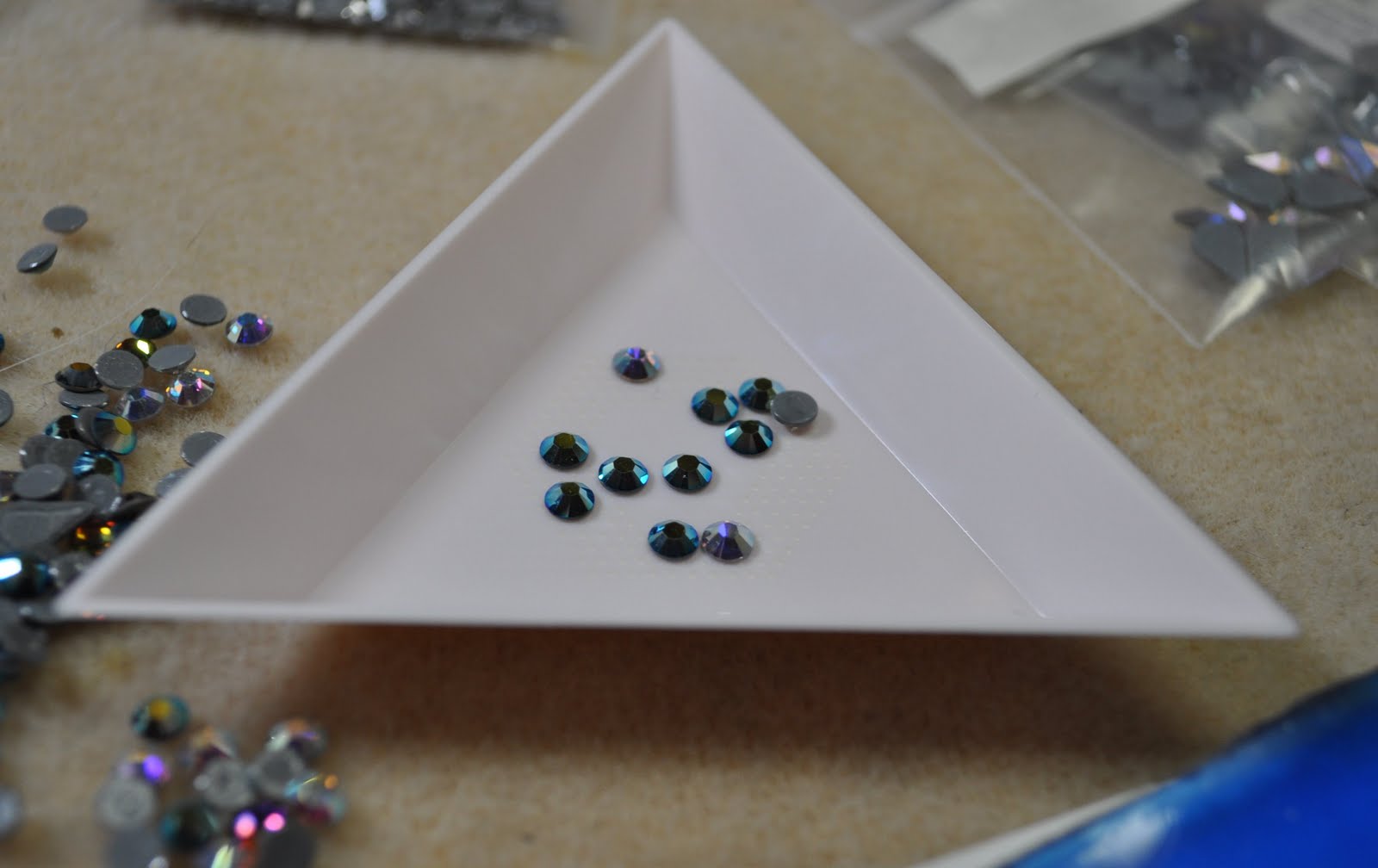 The Beadful Life @ BeadFX: Cool Tools to Make Designing with Hot Fix ...