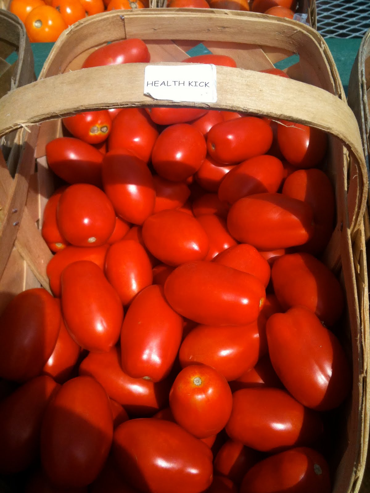 Farmers Market Fanatic: Heirloom Tomato Guide