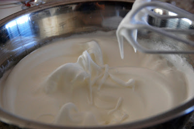 The 350 Degree Oven: Adventures in Mika's Kitchen: Pandan (Screwpine) Cake