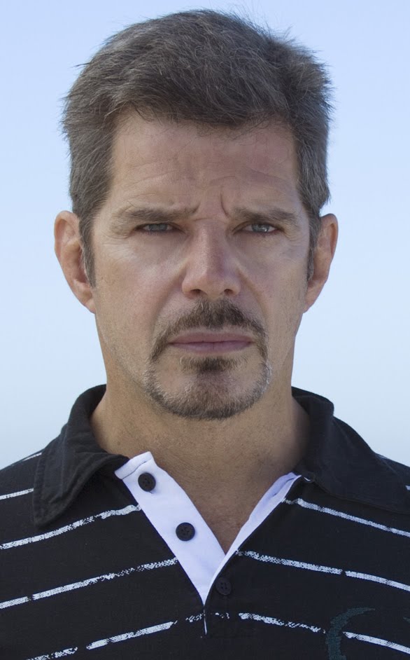 Surferssauros- Os Tubarões de Copacabana: Raul Gazolla - Ator