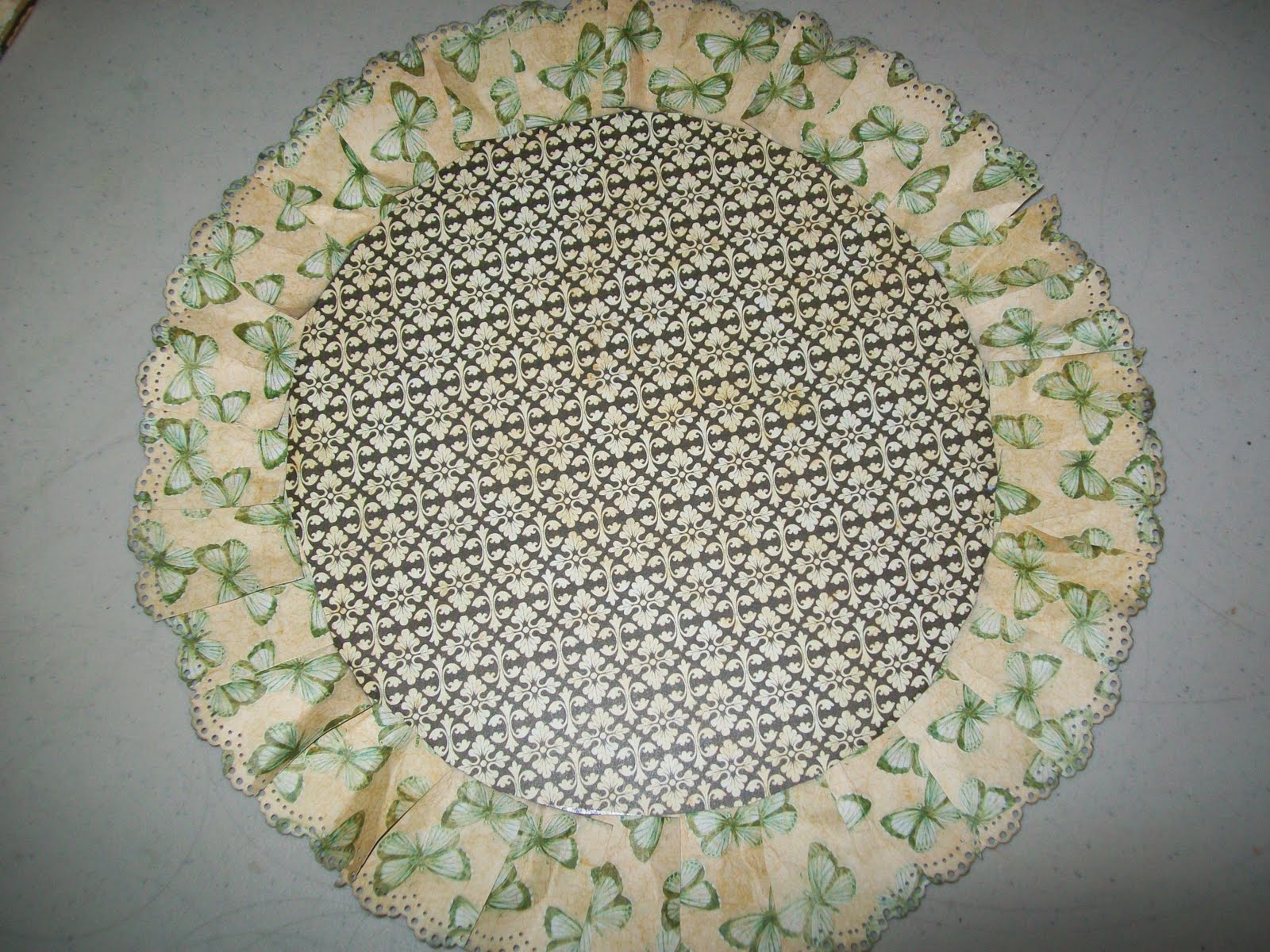 She's a Sassy Lady: How to make your own Doily