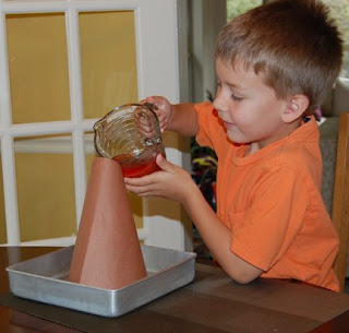 Experiment Man (aka Super Science Kid): The Volcano Experiment