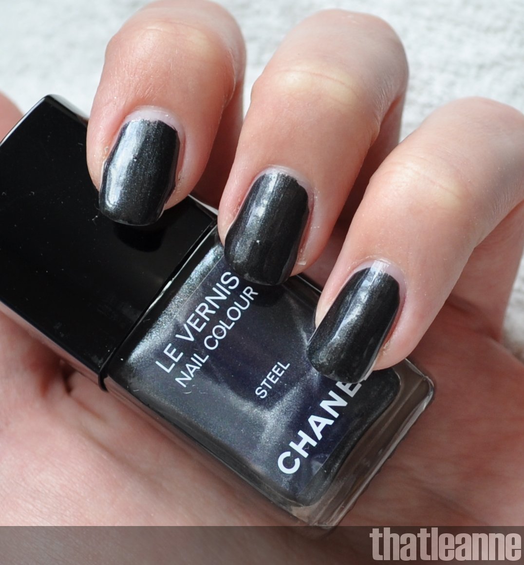 thatleanne: Chanel Soho Nail swatches - Strong and Steel