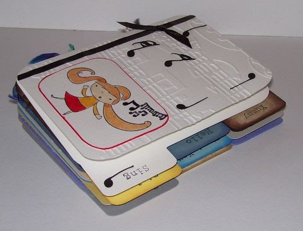 Susan Bluerobot: Fun File Folders (plus pattern)