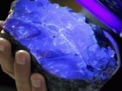 Ambar azul Cueva El Soplao en Cantabria