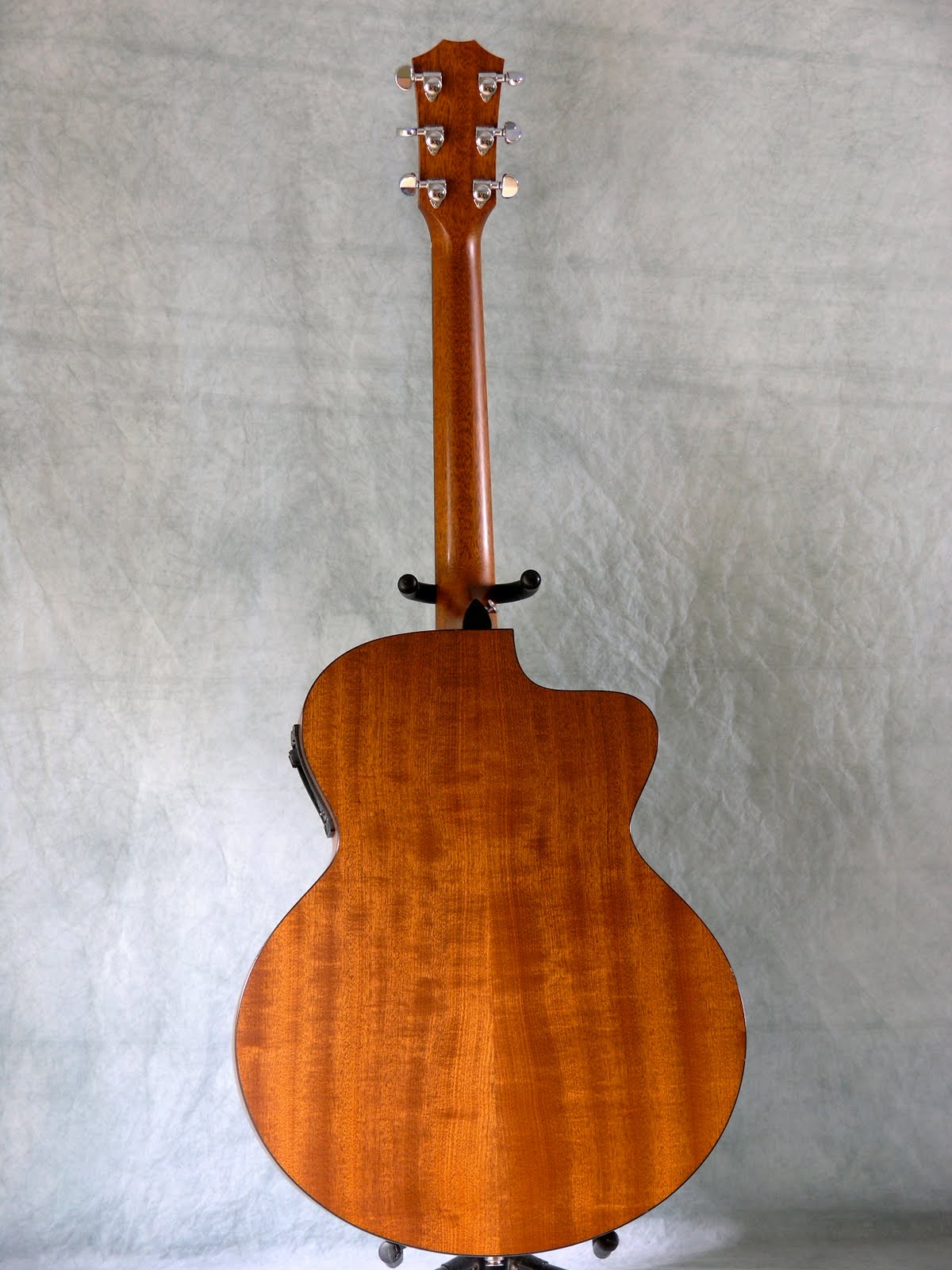 Jerry's Lefty Guitars newest guitar arrivals. Updated weekly!: Taylor ...