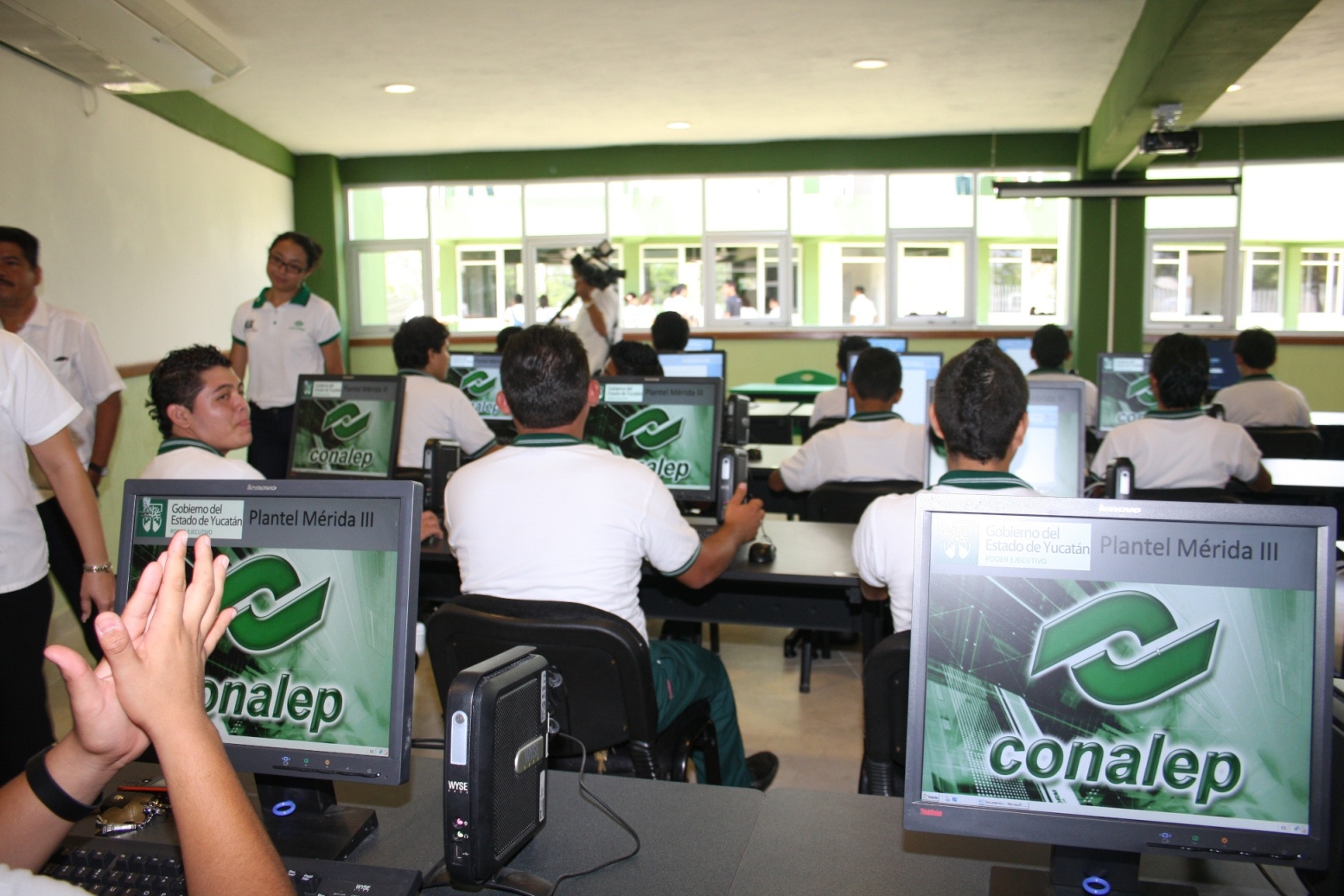 ESTUDIANTES DEL CONALEP FORTALECEN SUS CONOCIMIENTOS / APRENDEN INGLES ...