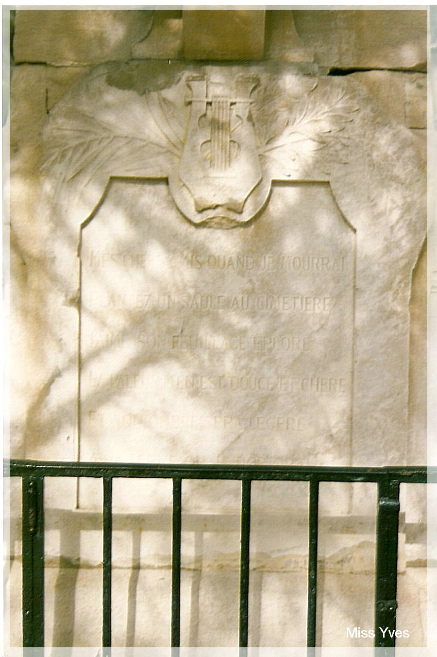 Photograff: Bicentenaire de la naissance de Musset