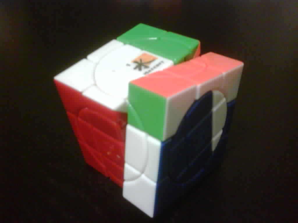 Useless Hobby: New Circle Cube Puzzle