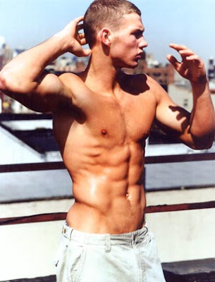 kenneth in the (212): Morning Wood: Lucas Kerr