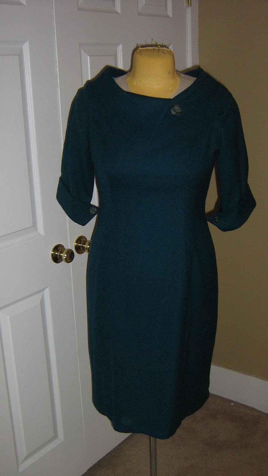 Sewing in Style: What Would Joan Do? (or Jenny's Mad Men Dress)