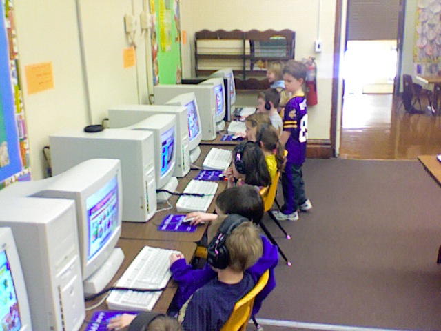 Mrs. Dicks Kindergarten: Computer Lab