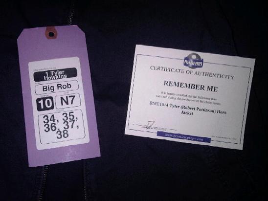 Robert Pattinson News: Adventures Of The Traveling 'Remember Me' Jacket