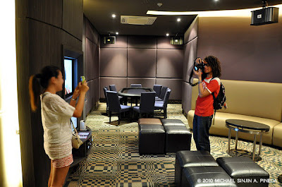 bugITs and EUTS Post's Repository: Red Box Karaoke and CBSi