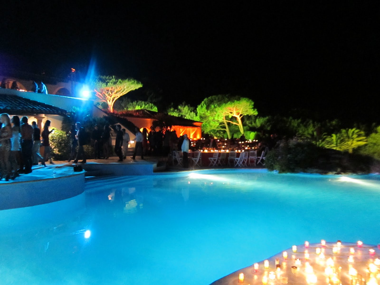 INTERNATIONAL LUXURY CONSULTING: JEAN JACQUES MURRAY surrounded with ...