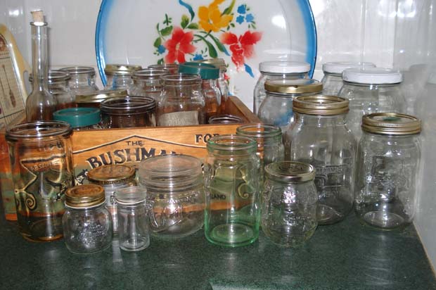 The thrifty way to preserve your jams and sauces | down to earth
