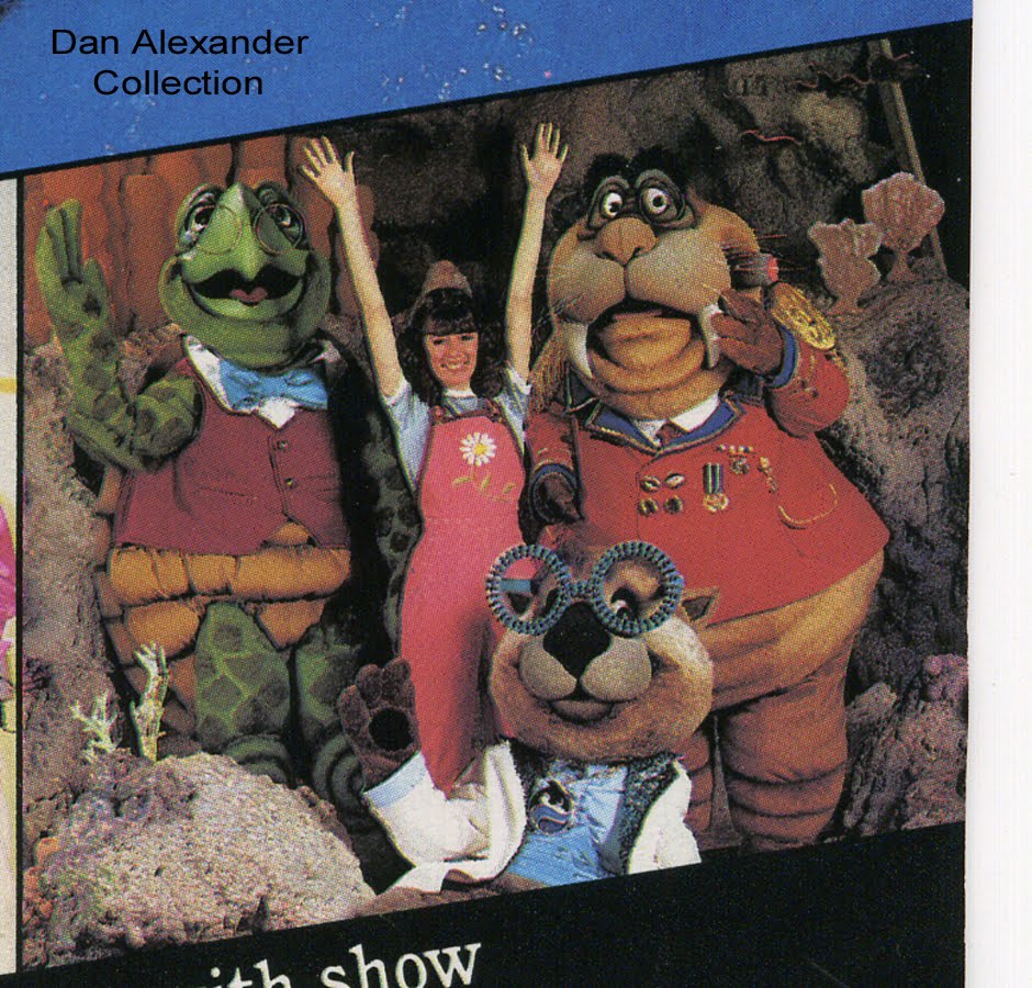 Dan Alexander Dizmentia: Shamu And The Animated Sea World Crew