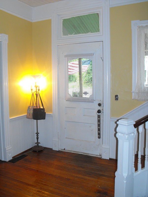 Aycock-Morgan House: Foyer and Side Hall