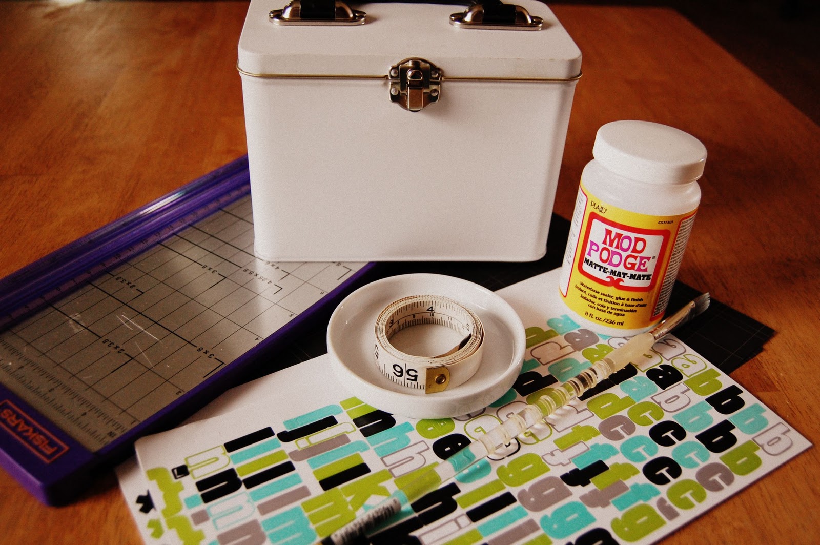 kristy.makes: diy: secret agent box