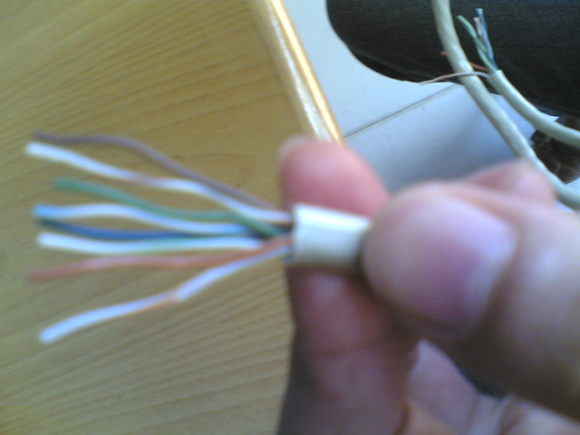 Fauzani Tutorial Blog's : Cara Crimping Kabel