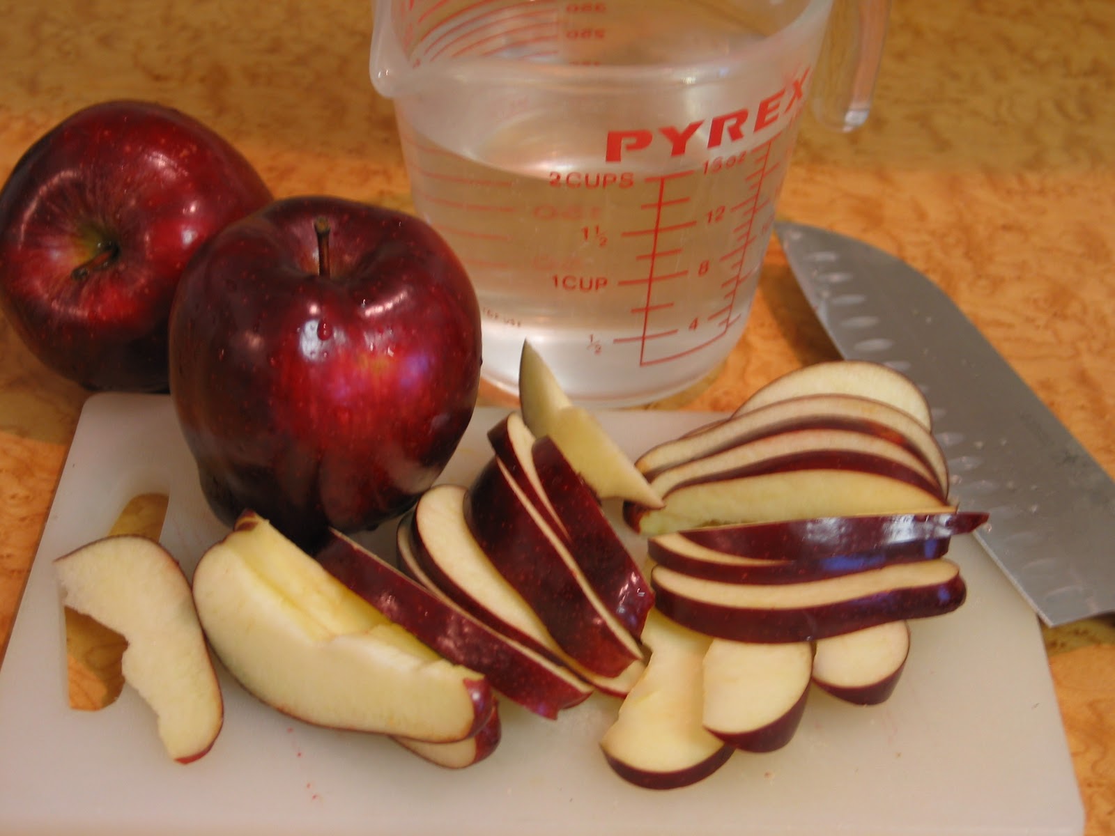 Butterfly Jungle: Fruktsuppe - Norwegian Fruit Soup