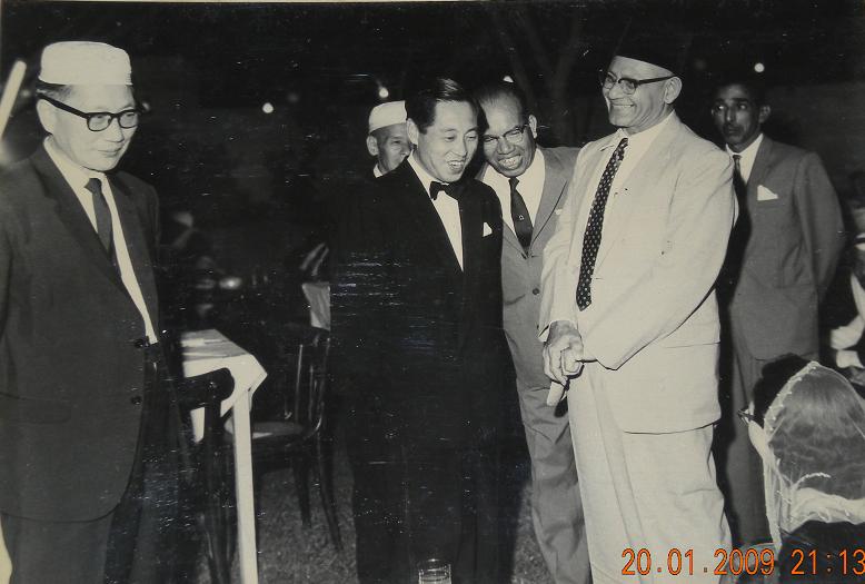 Dr Che Lah bin Md Joonos (1903-1986) - Biography ~ Shaik Ahmad Clan