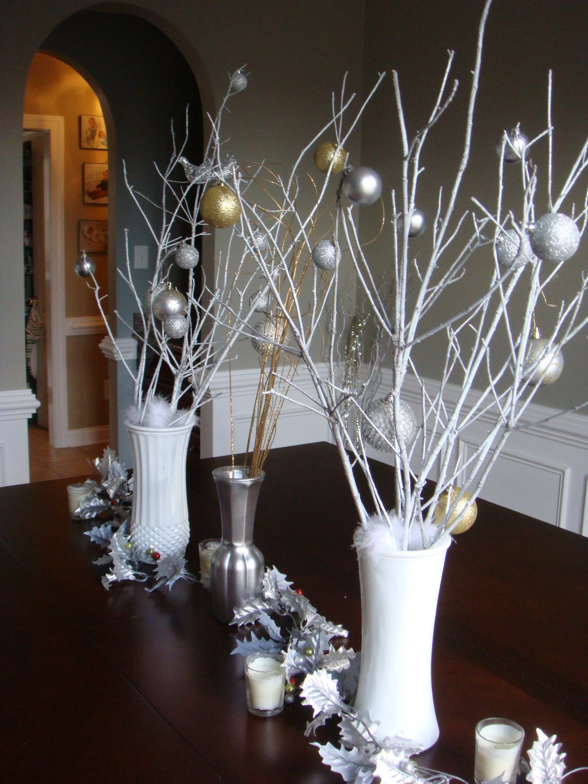 The Nest Builder: A Simple Wintery-Stick Dining Room Centerpiece and a ...