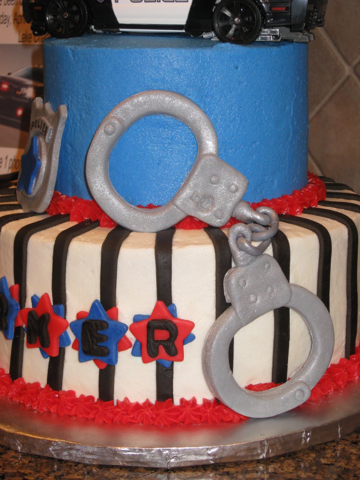 Shannon's Creative Cakes: Police Themed Birthday Cake