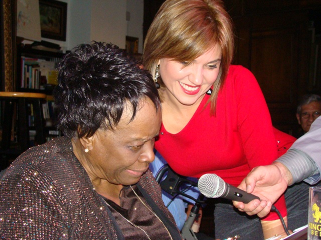 Gaspar, El Lugareño: Miami le rindió homenaje a Zenaida Manfugás