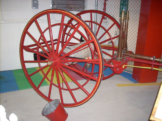 Old Union City Postcards and Pictures...: Early Fire Fighting Equipment ...