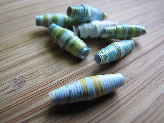 a little of this...: MaGAziNe BeADs