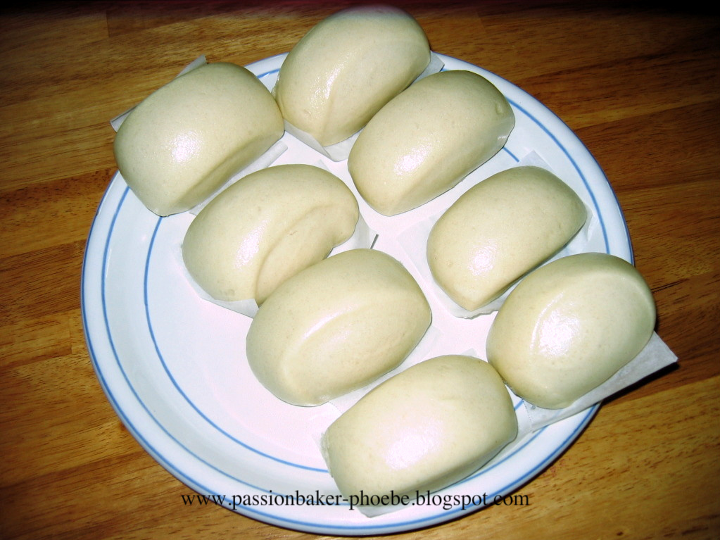 More Than Bread: Steamed Bun / Mantou 鮮奶饅頭