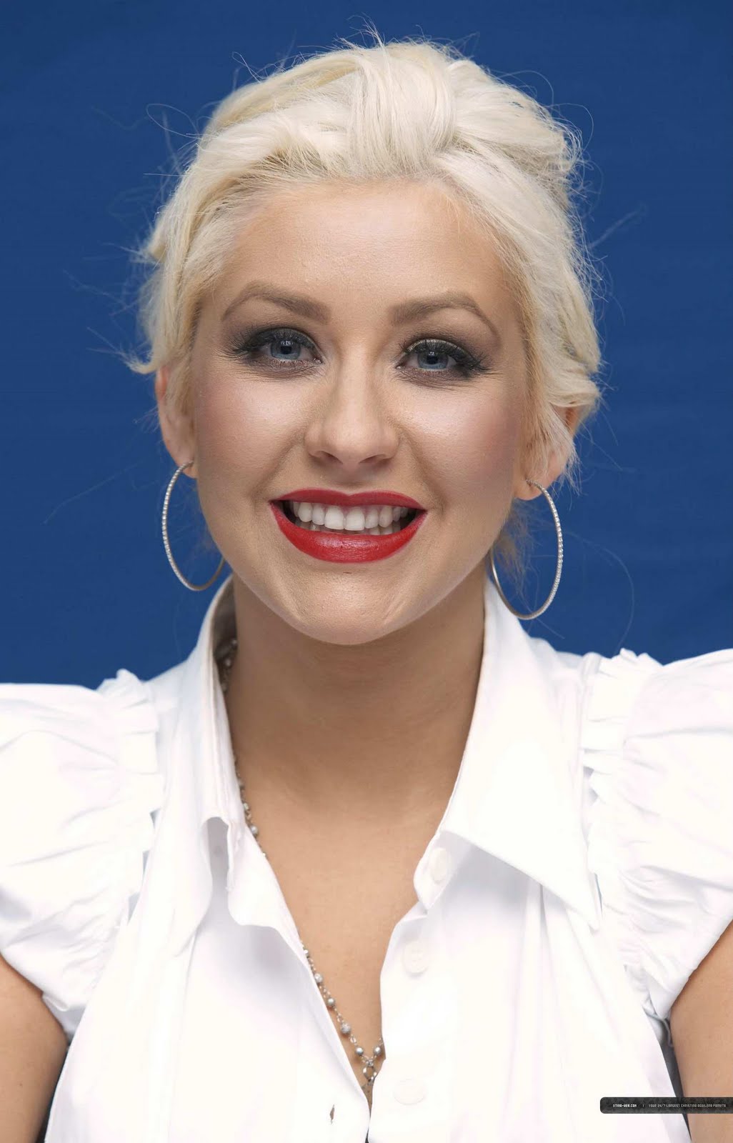 Wallpaper World: Christina Aguilera Burlesque Press Conference
