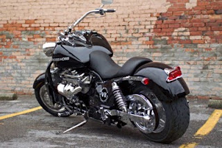 World's Race: 3 Big Motorcycle Engines That Make Your Car Engine Look Small