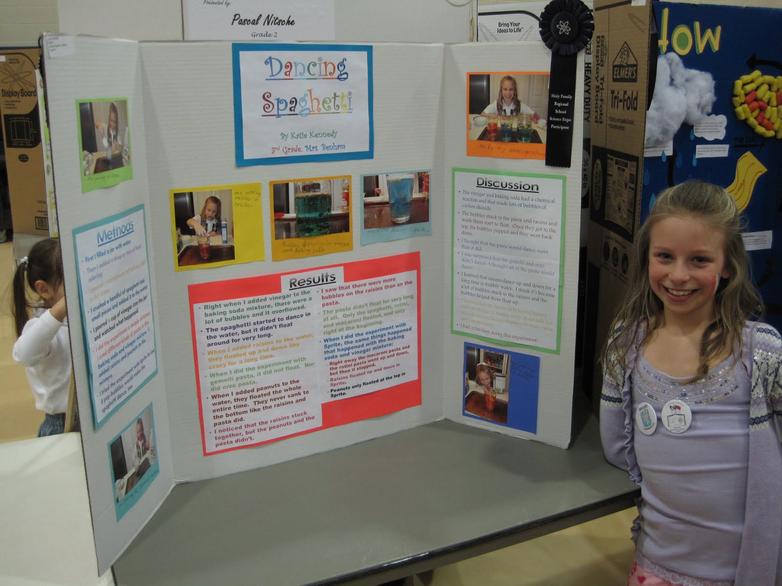 Katie-Megan-Jessica: Art & Science Fair