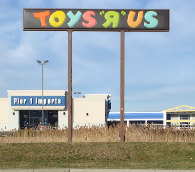 The Caldor Rainbow: Toys "R" Us Design Timeline: 1970's-1989