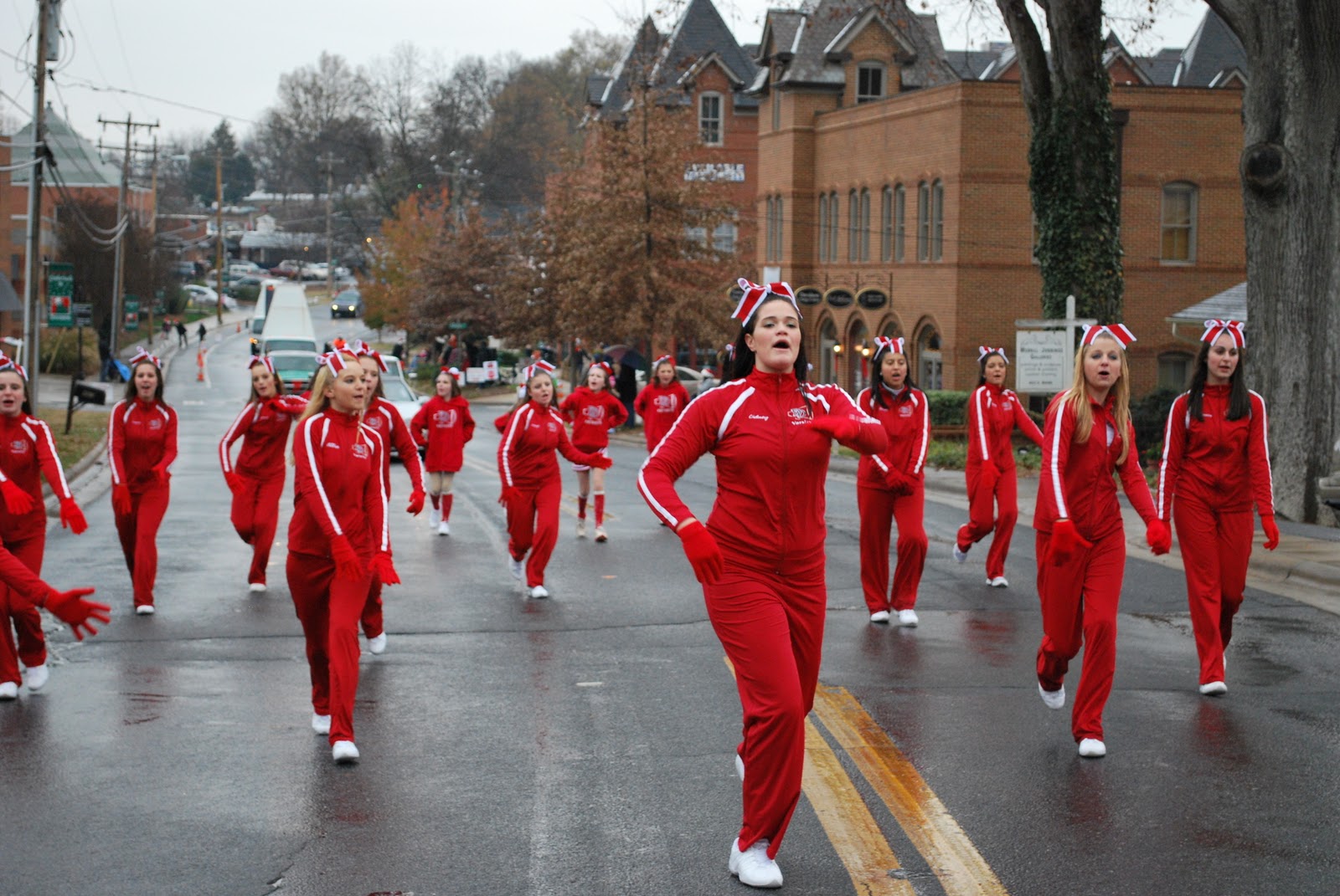 RBP: Davidson Day Cheerleaders Christmas Parade