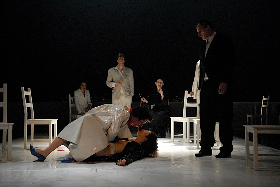 ART VIVANT | BLOG: Gertrude - Le Cri | de Howard Barker | Günther Leschnik