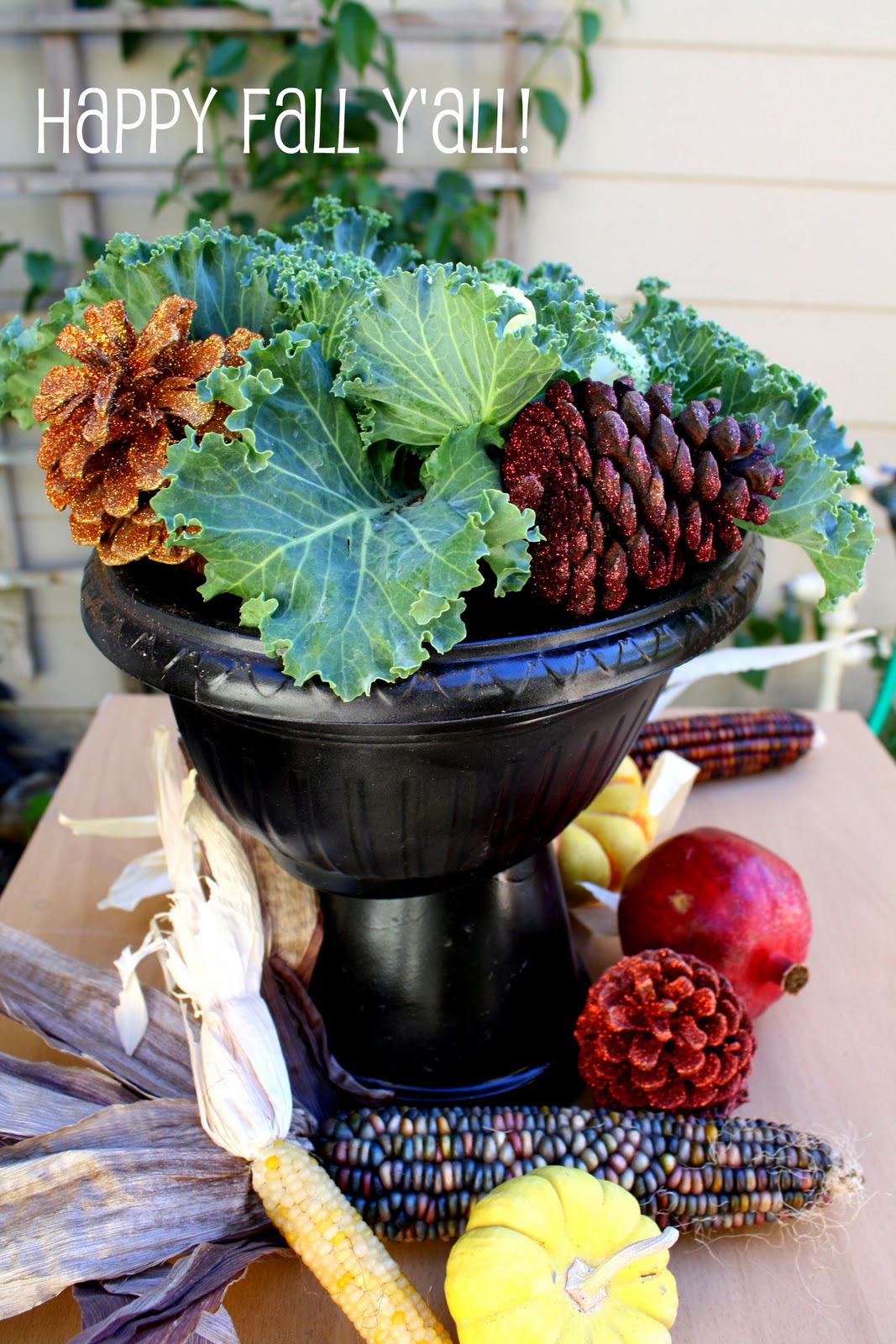 T: Time for some FALL FUN- Inexpensive Fall Decor & Craft Ideas!