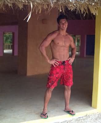 Modelos Masculinos Dos - Male Models 2: Disfruta al modelo canadiense Ryan Lebar...Hermoso!