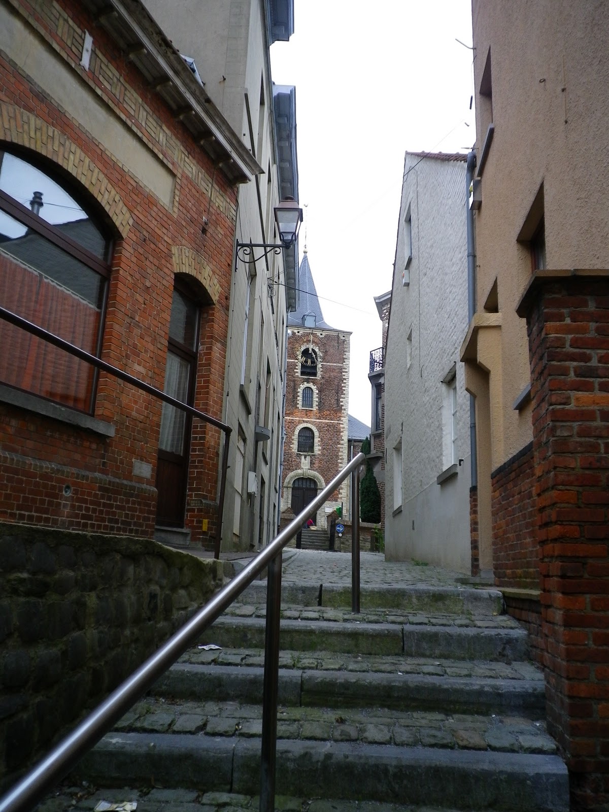 Linking to Linkebeek: A walk around Linkebeek