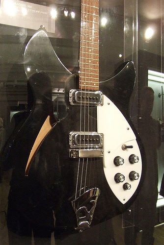 Smiths On Guitar: Johnny Marr's Gear