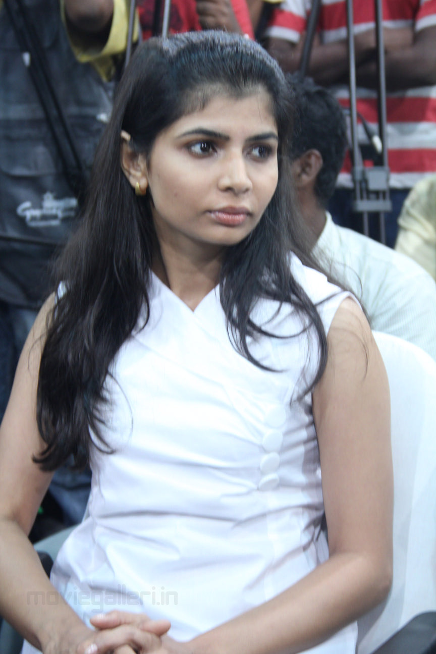 Chinmayi Sripada Wallpaper
