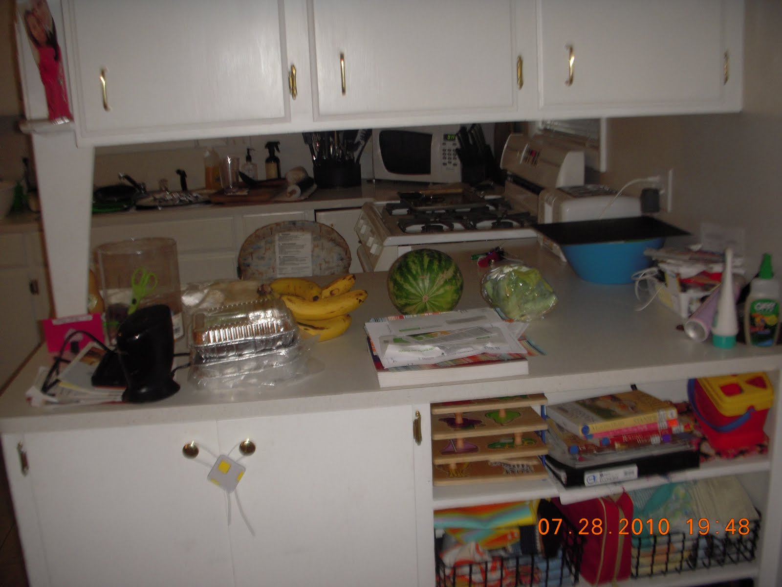 Crafty Mommy Diva: Kitchen Cabinet Reorganization