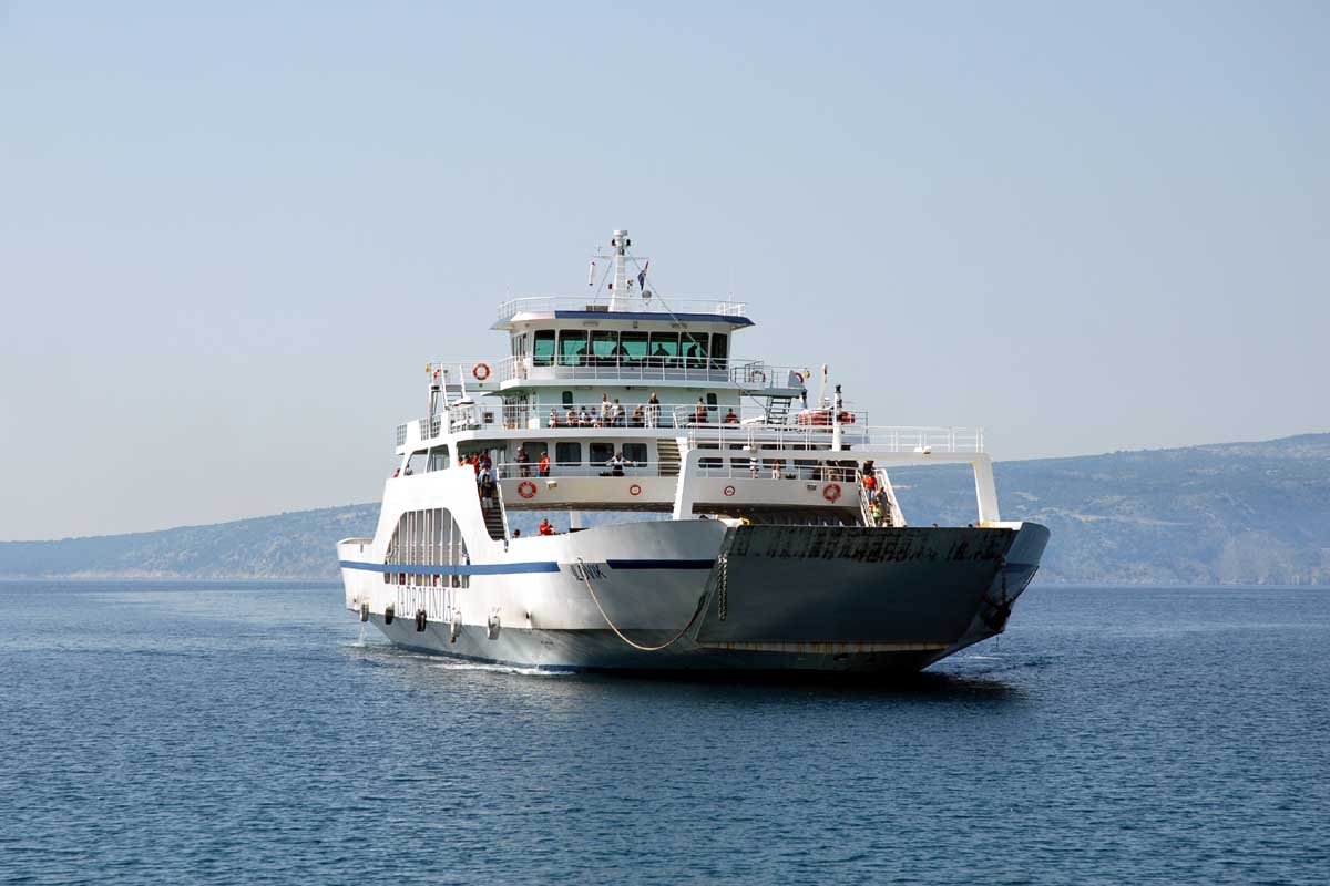 Ferries to France Travel: France to England Ferry Travel: The Perfect ...