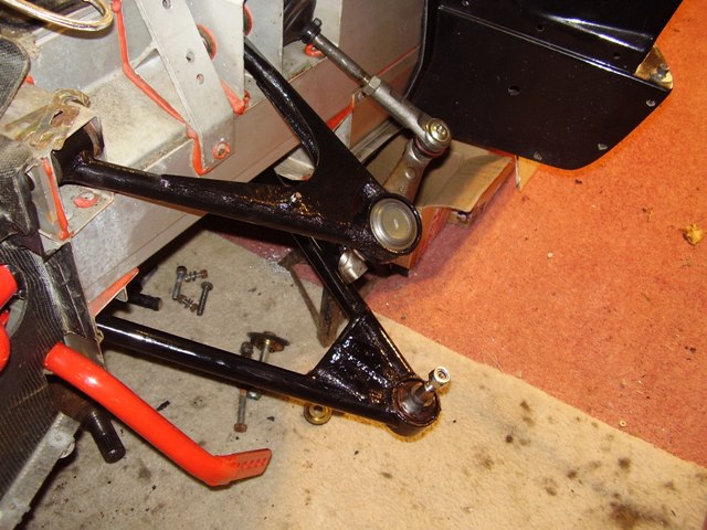 Elise Trophy S1 Car Build: 05 Apr 10 .....Rear subframe and suspension ...